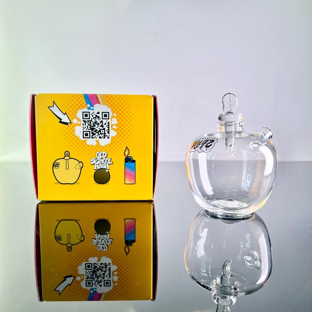 Happle from Nugz | Squisha House - Artisan Glass & Smoke Shop